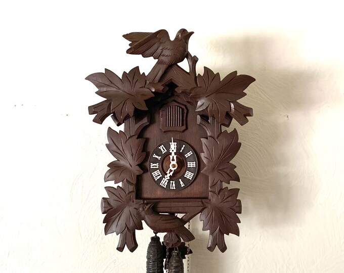 Classic 1960’s Dark Brown Vintage Leaf and Loon Style Cuckoo Clock ...