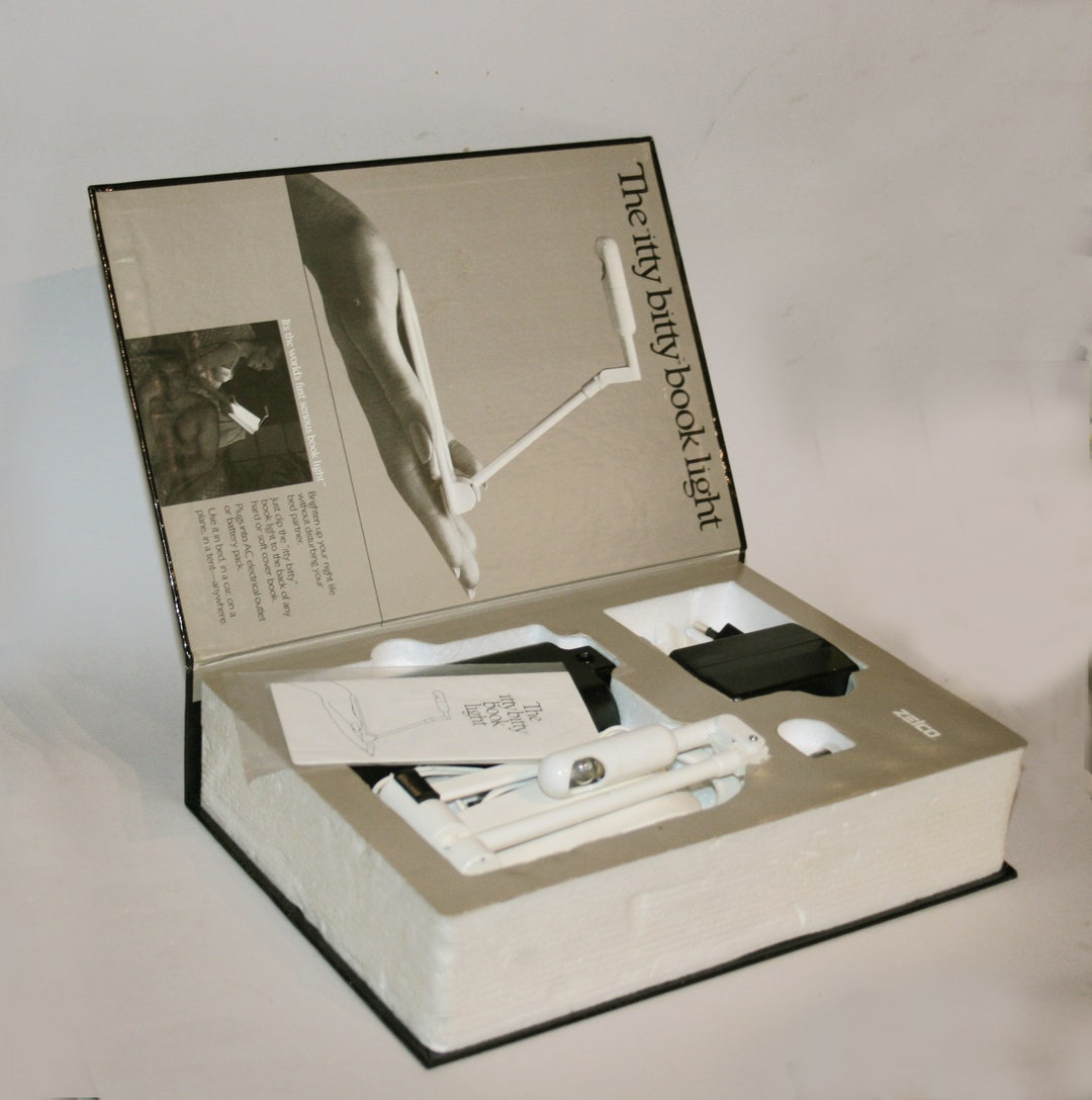 Lampe de lecture vintage originale « The Itty Bitty Book Light » de ...