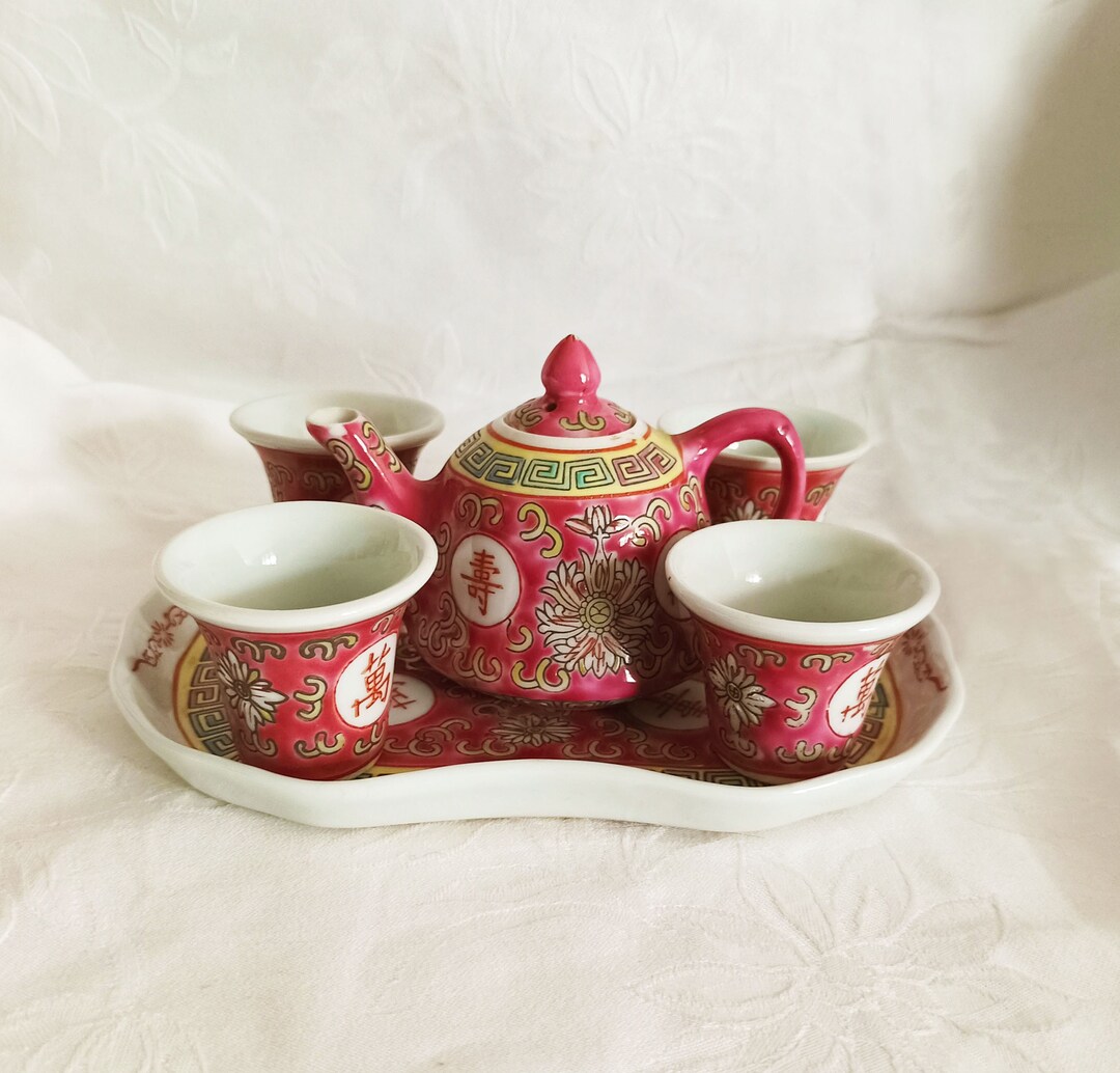 Porcelain Sake/tea Set, 6 Pieces Chinese Mun Shou Longevity Famille ...