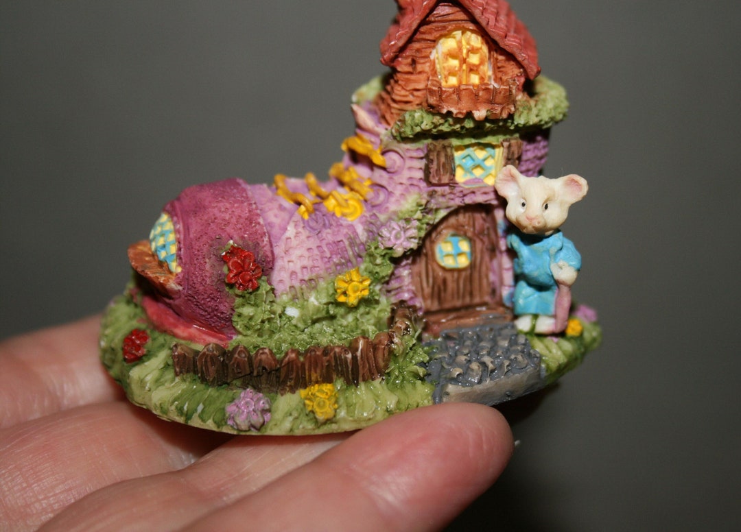 Tiny Mice House -vintage Resin Figurines -boot-shaped Houses - Gift for ...