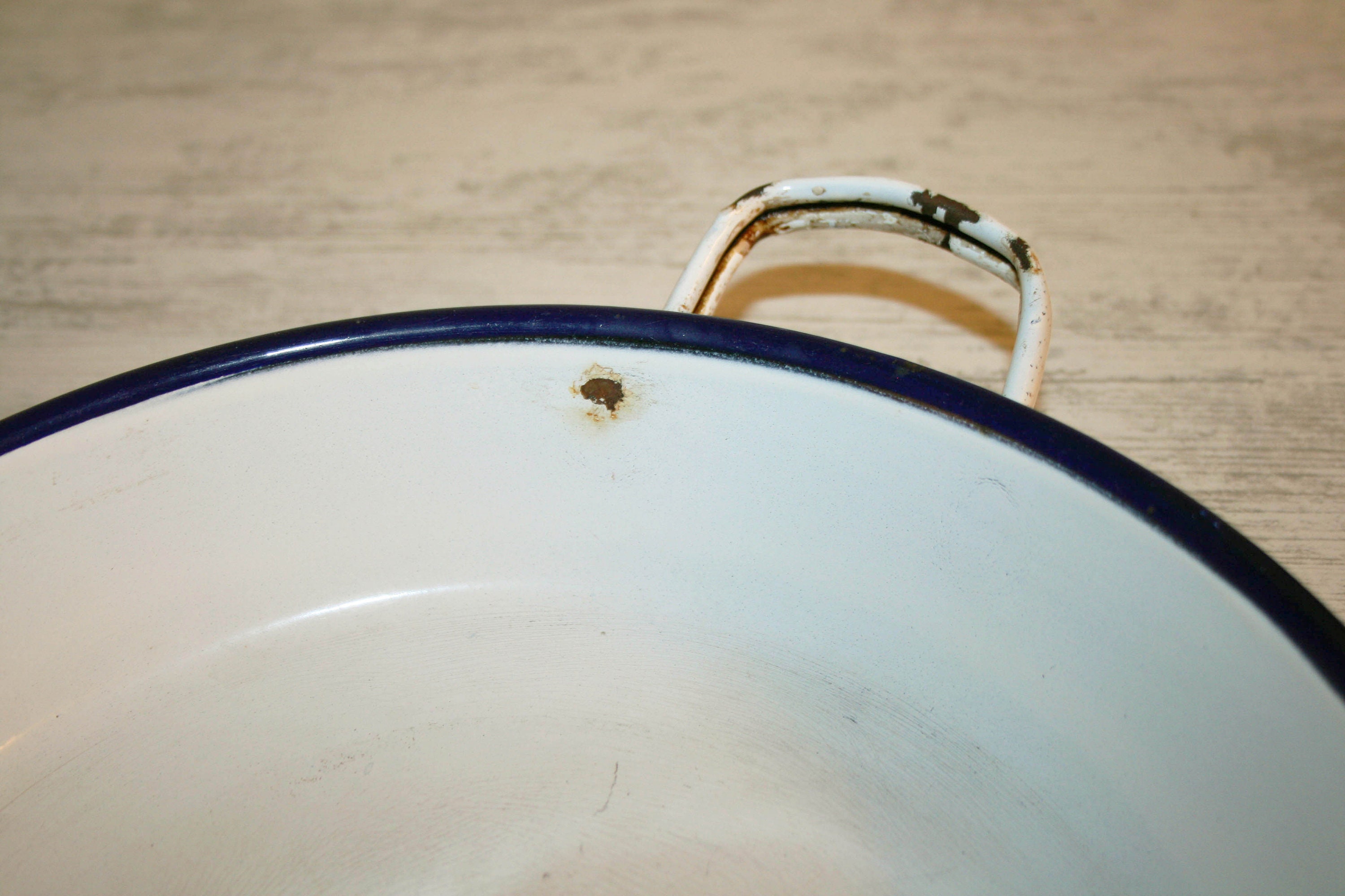 Vintage 1950's White With Blue Trim Enamelware, Omelet Size Pan With ...