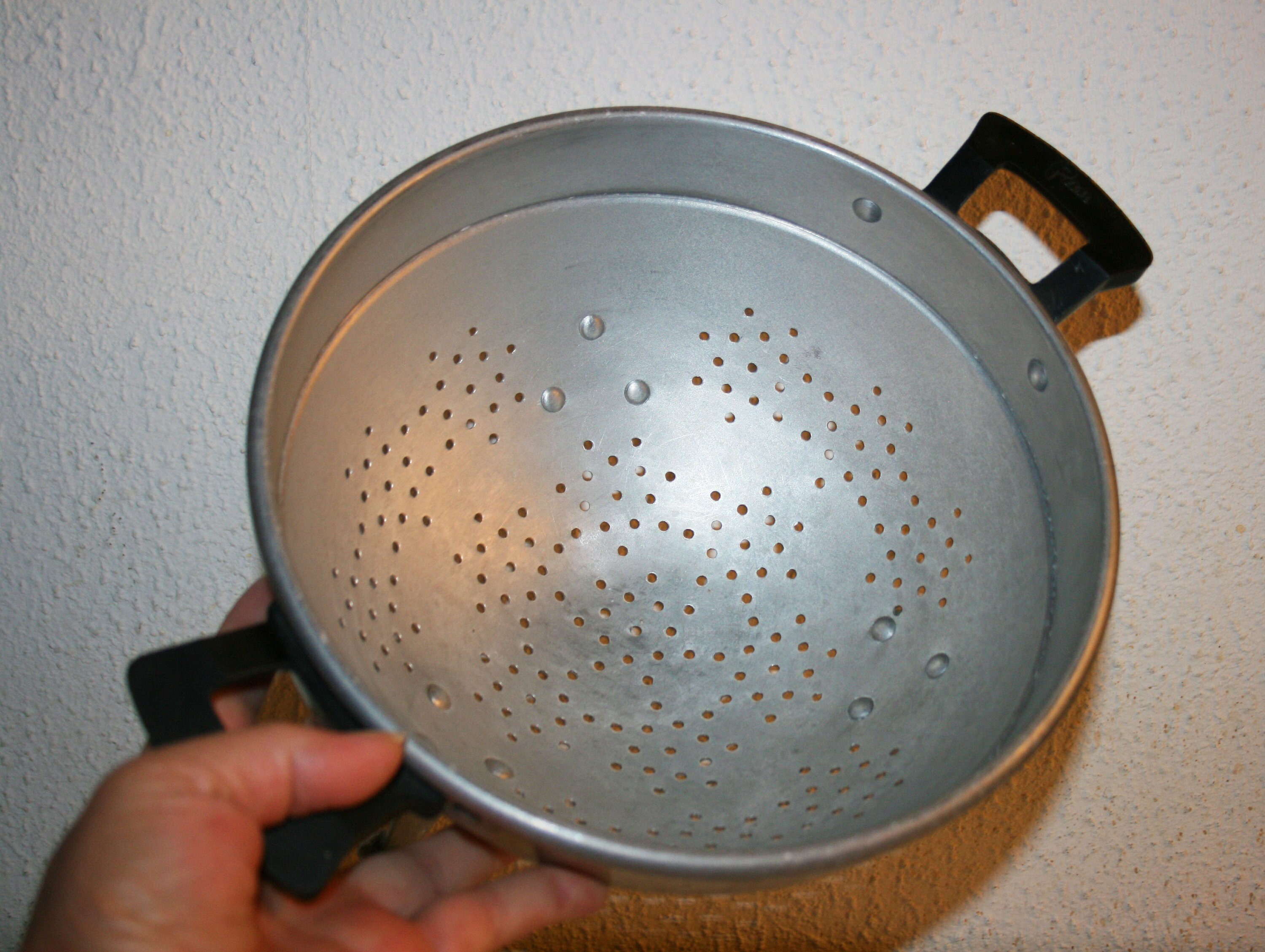 Mid-century Italian Aluminum Three-legged Colander / Bake Ware ...