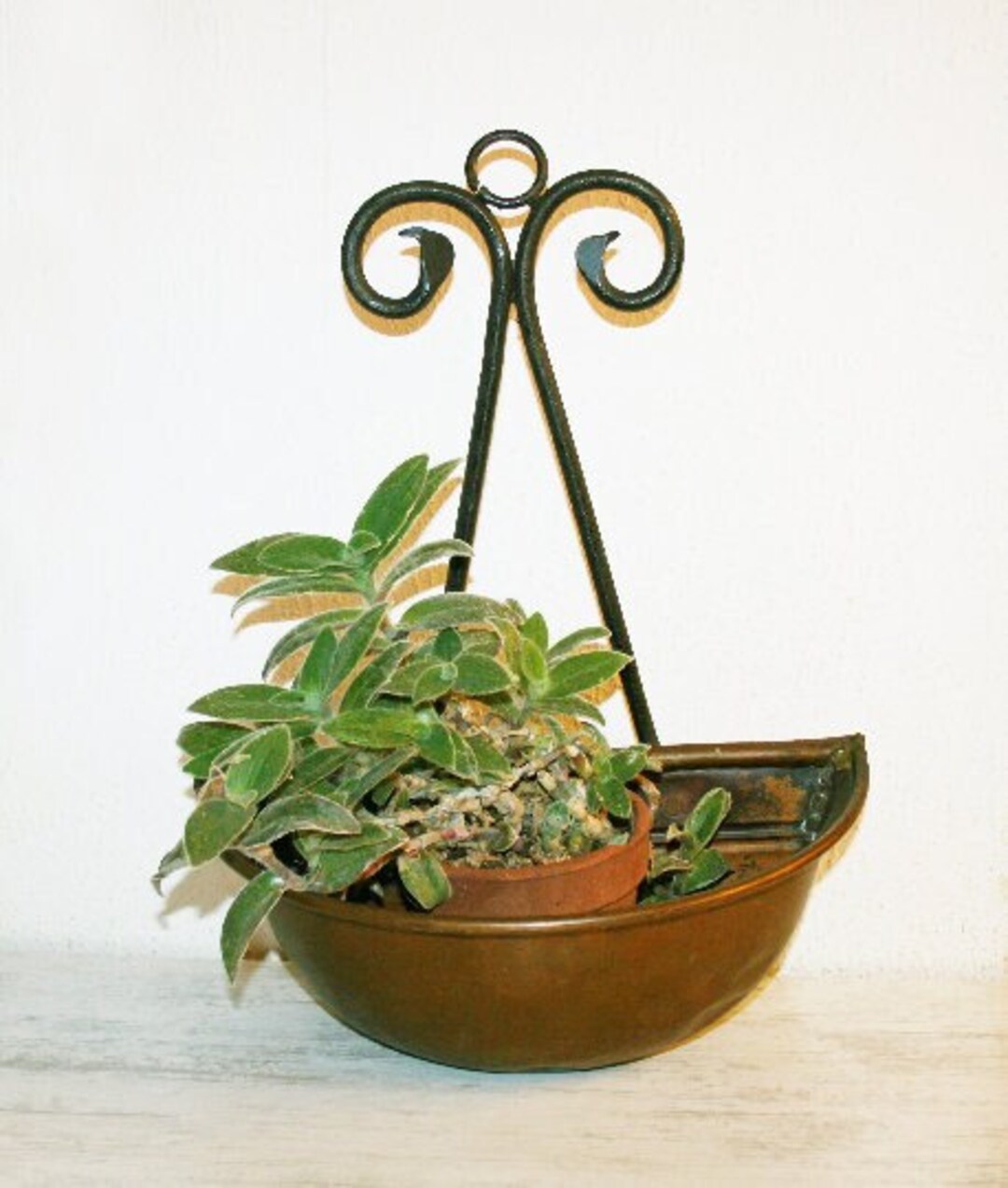 Copper Wall Planter, Copper Flowerpot, Wall Pot Holder to Hang ...