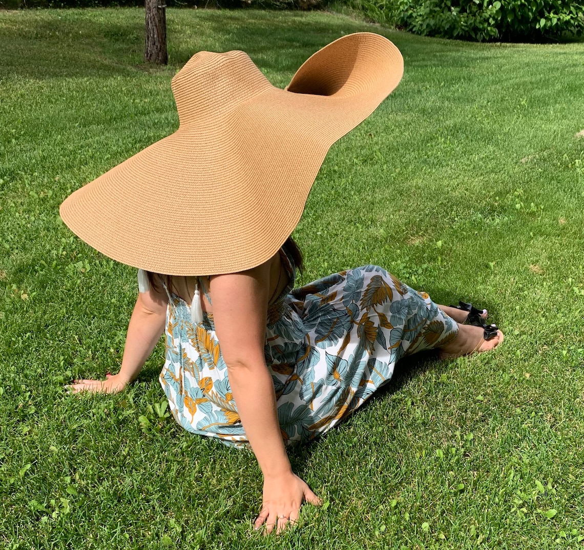 Giant Floppy Sunhat. Giant Straw Hat 80cm/32 Inches Across. - Etsy