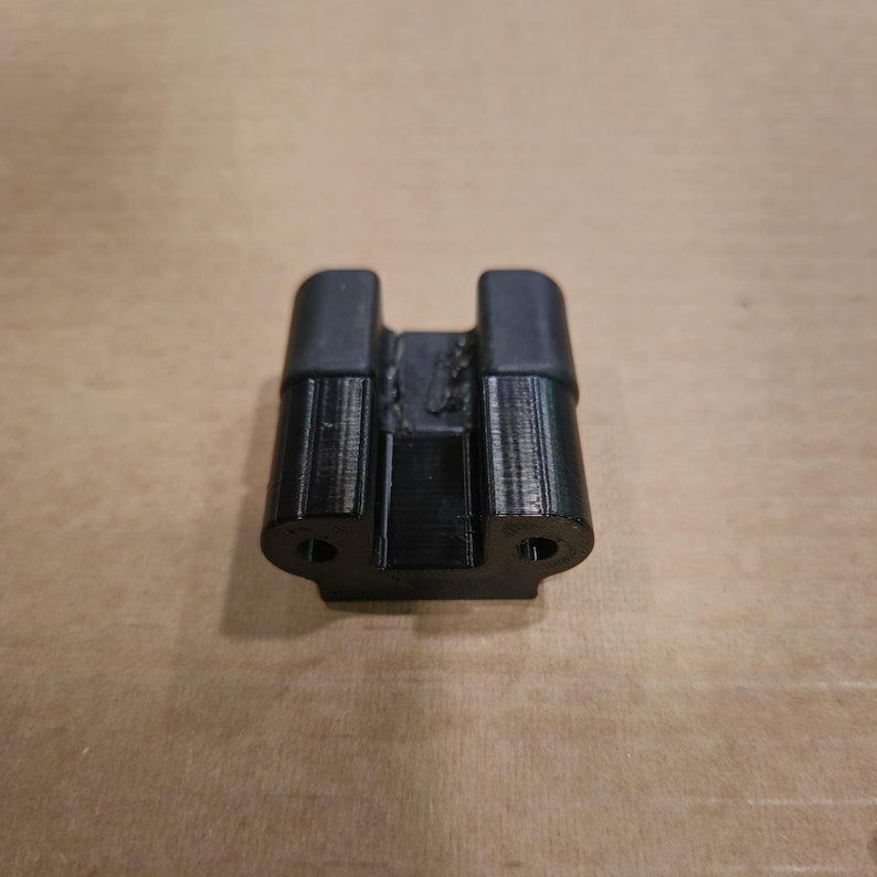 LUND Tonneau Cover Replacement Hinge #1403275 | LUND Genesis Tri-fold ...