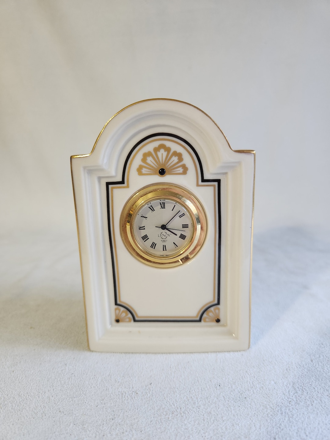 Vintage Made in USA Lenox Traditional Brunswick Black Art Deco Desk ...