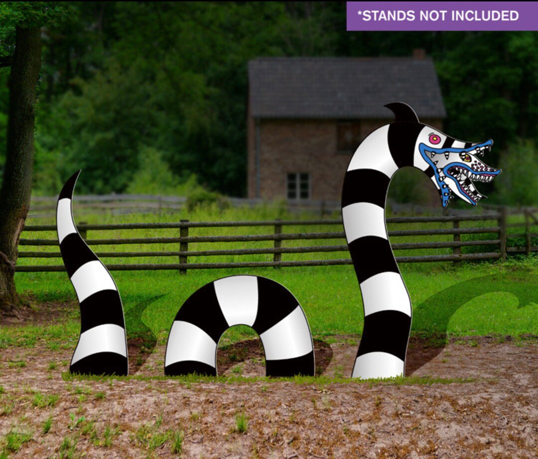 Beetlejuice Yard Art, Beetlejuice Sandworm Yard Decoration, Halloween ...