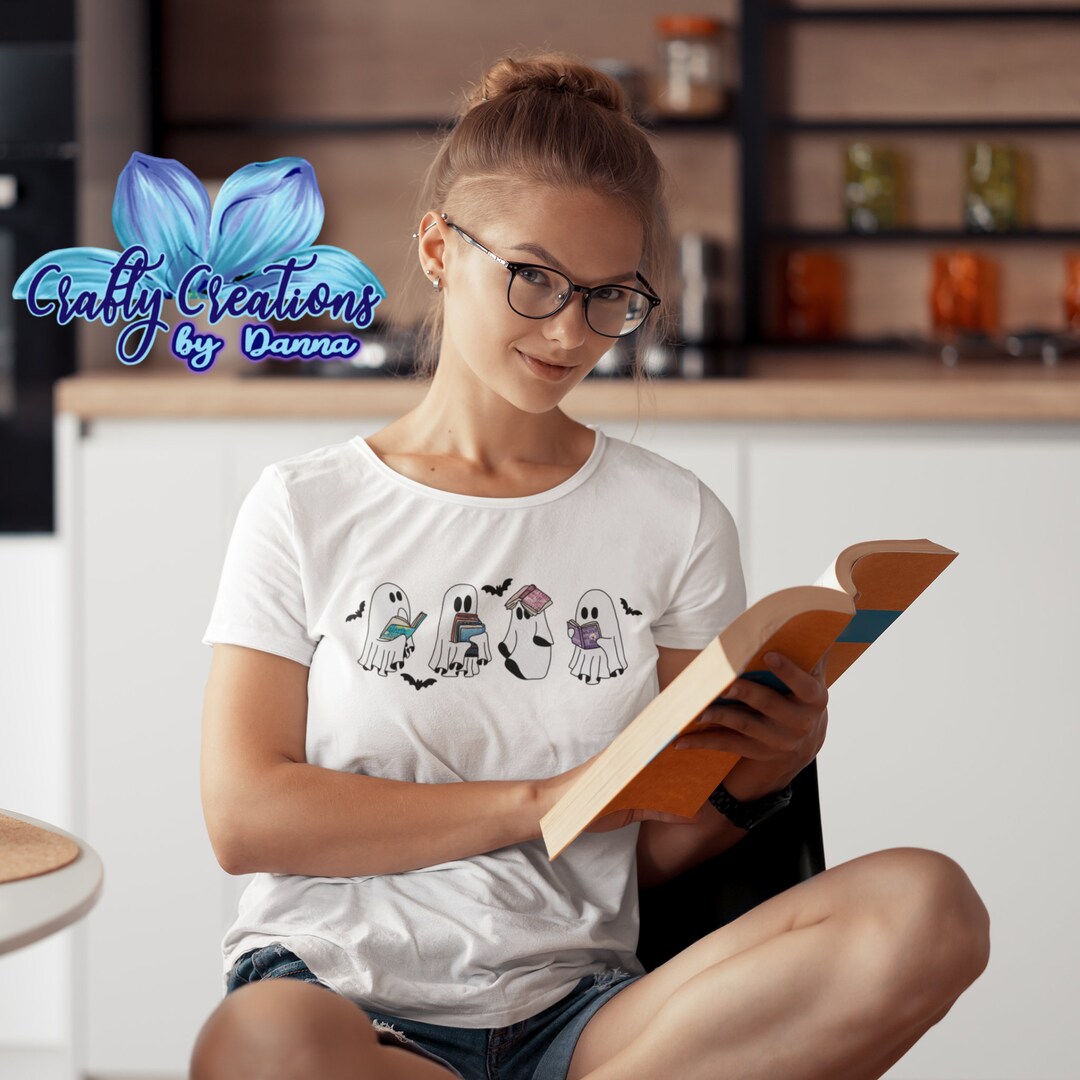 Cute Colleen Reading Ghost - Etsy