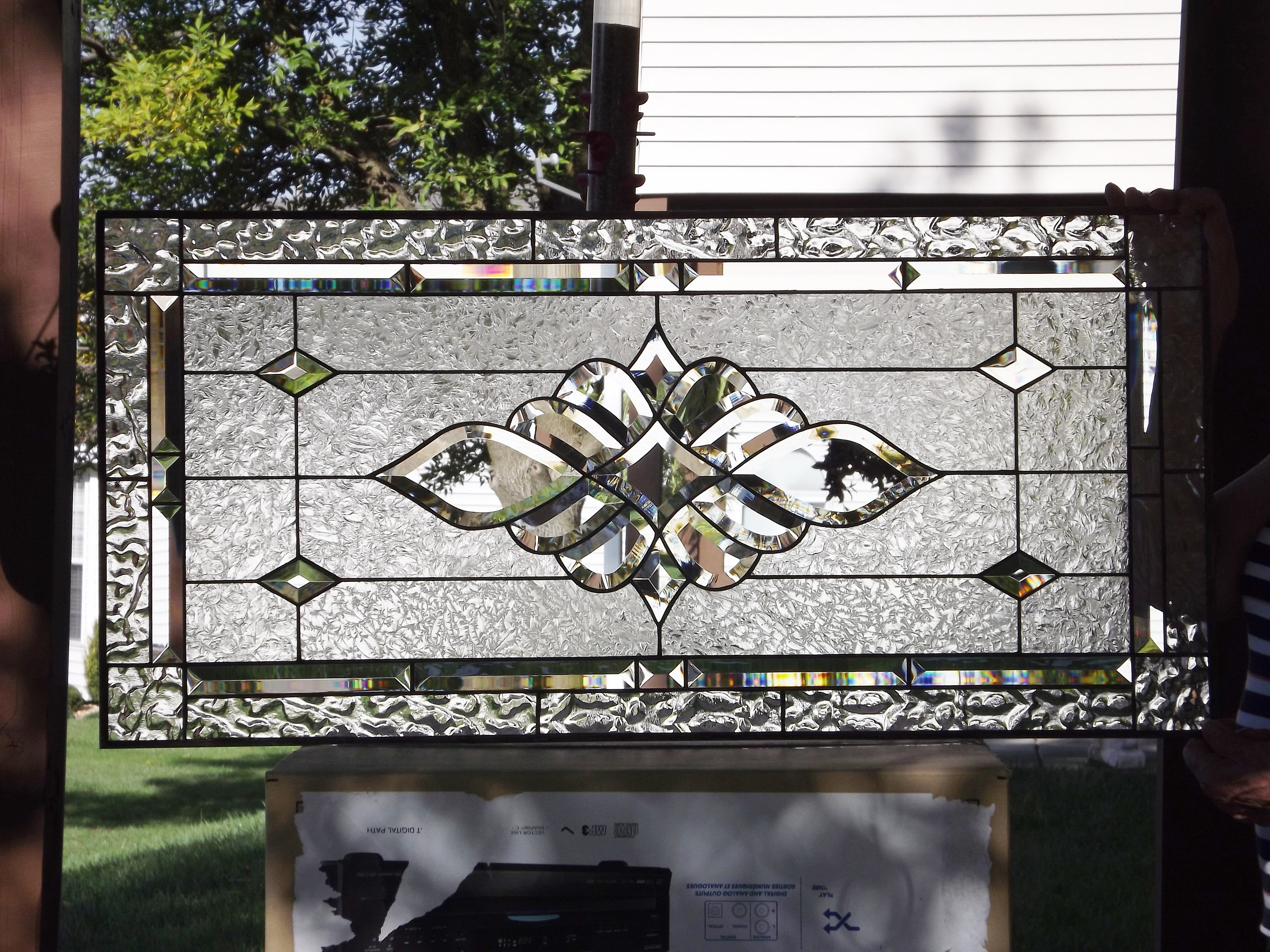 Large Bevel Cluster With Diamonds, Clear Beveled Glass, Clear Textured ...