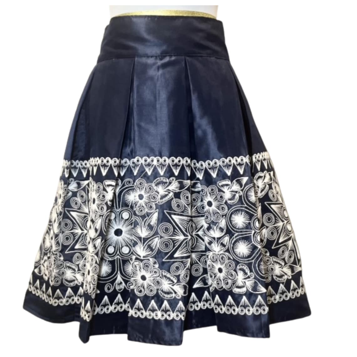 Peruvian Embroidered Skirt - Pollera Chumbivilcana - Etsy