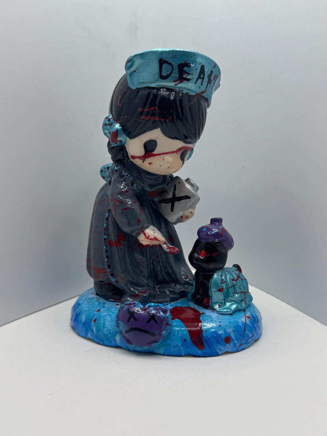 Little Girl - Nurse and Her Poison Kitty Creepily Odd ( Precious ...
