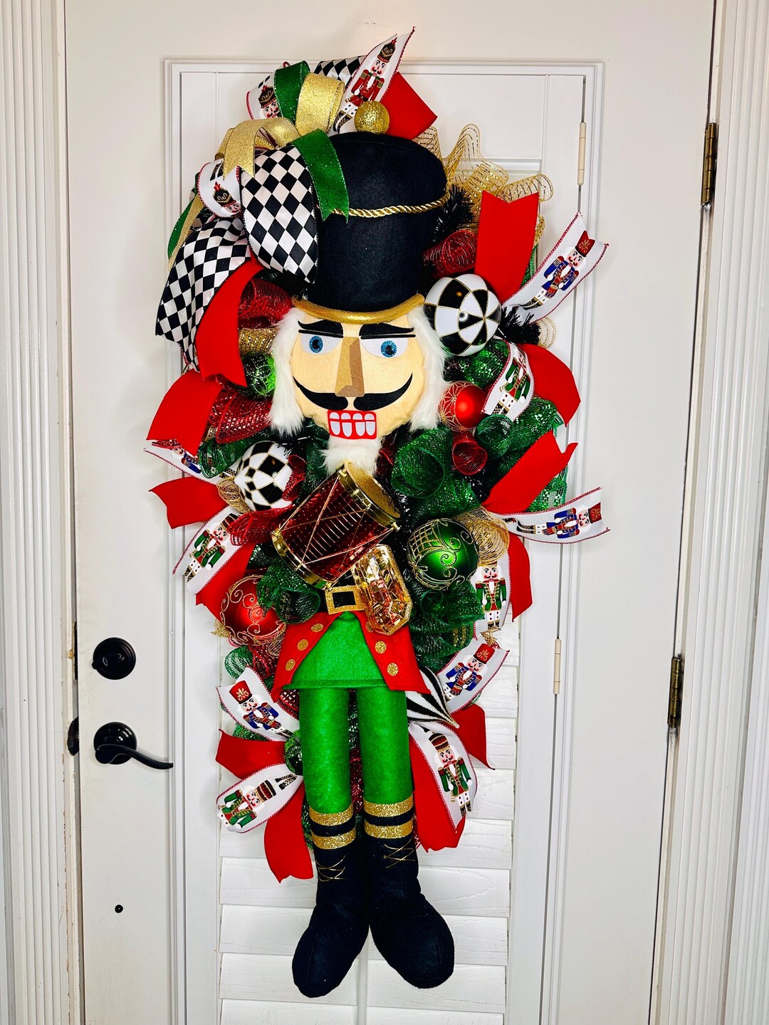 Nutcracker Holiday Swag, Winter Door Swag, Christmas Nutcracker Wreath ...