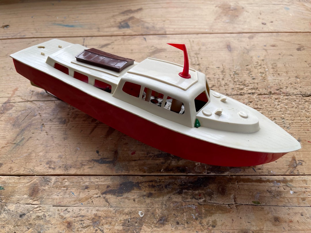 A Great Boxed Vintage Penguin 11 Inch Series 4, Cat No 423 S Clockwork ...