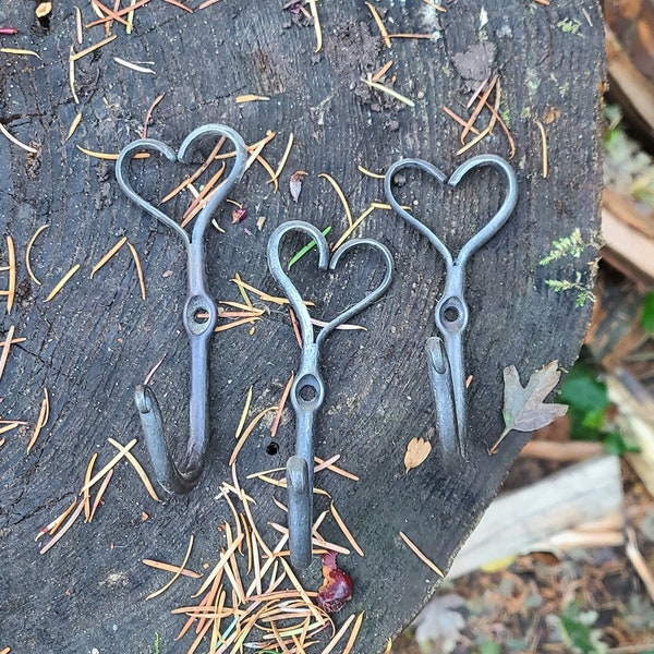 Heart Hooks - Etsy