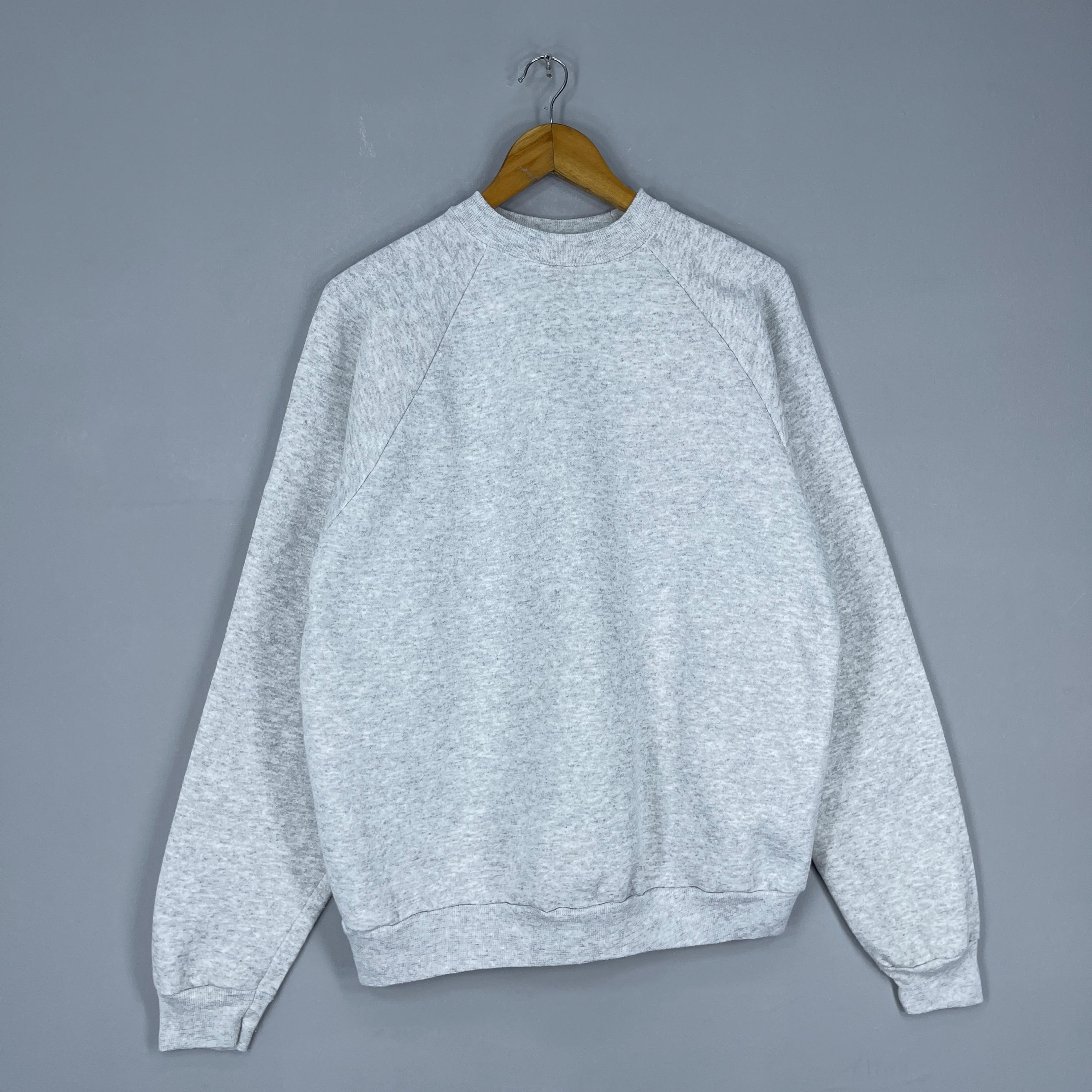 Vintage 1990s Plain Gray Crewneck Sweatshirt Large Hanes Made in Usa ...