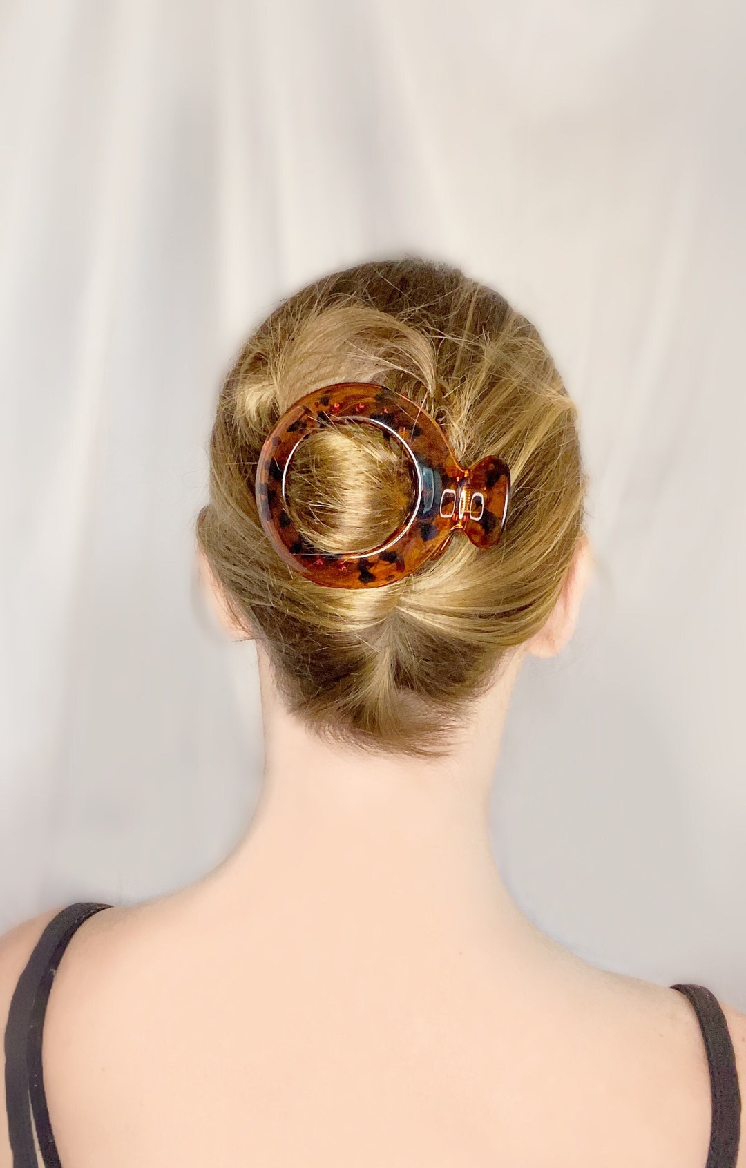 Large, Circle Brown Tortoise Clip | the Best Hair Clip - Etsy