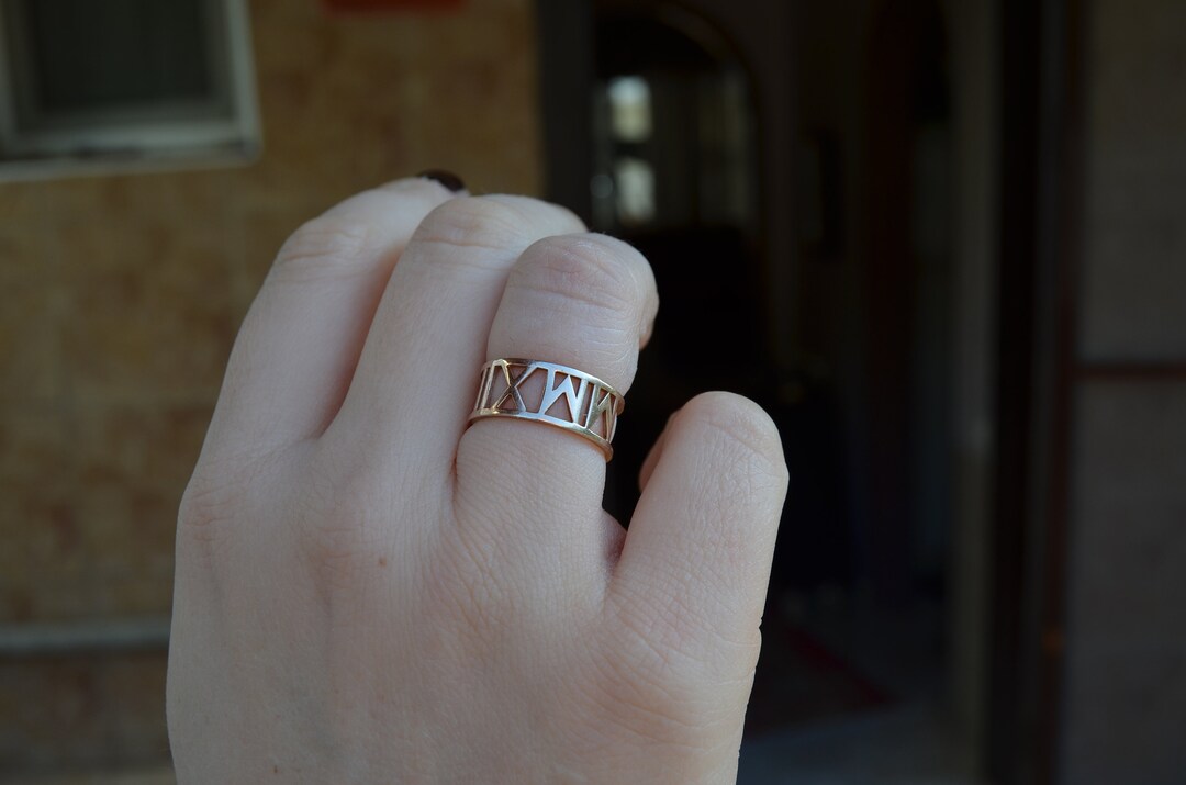 Personalized Roman Numeral Ring - Custom Date Ring - Anniversary Gift ...