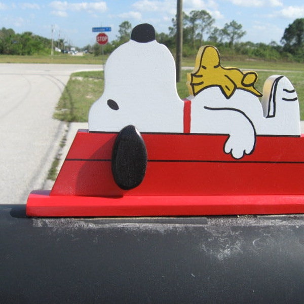 Snoopy and Woodstock Mailbox Topper - Etsy