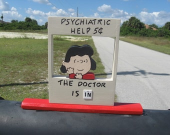 The Doctor is in Peanuts Door Sign - Etsy