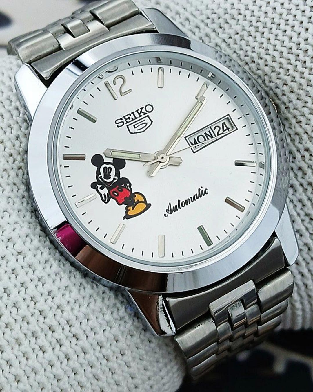 Vintage Seiko 5 Japan Automatic Men’s Watch | 37mm Silver Cartoon Dial ...