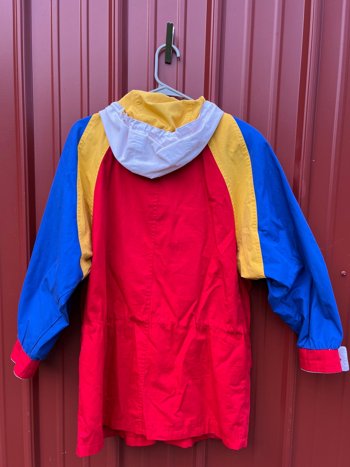 Unique 90s Braefair Rain Jacket With Hood – Size Medium Vibrant ...