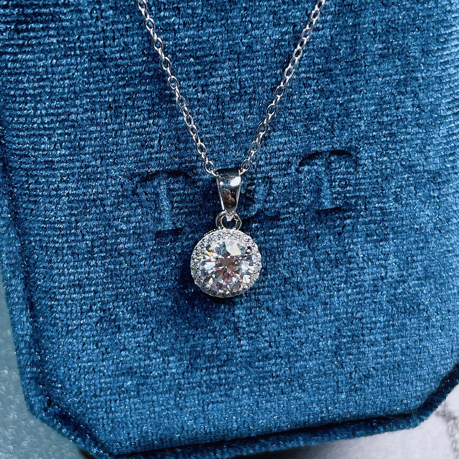 Moissanite Pendants Necklaces 1ct 2ct Round Moissanite - Etsy