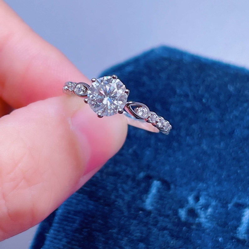 1ct 2ct Fire Moissanite Ring Brilliant Round Cut - Etsy