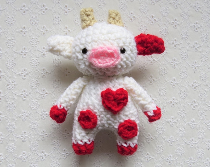 Heart Cow Crocheted Stuffed Animal Anniversary Gift - Etsy Canada