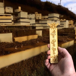 Bookmark - Bee Right Back - Etsy