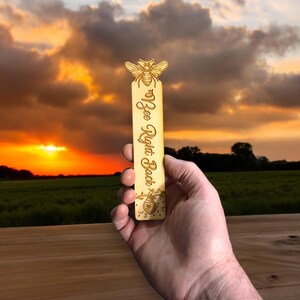 Bookmark - Bee Right Back - Etsy