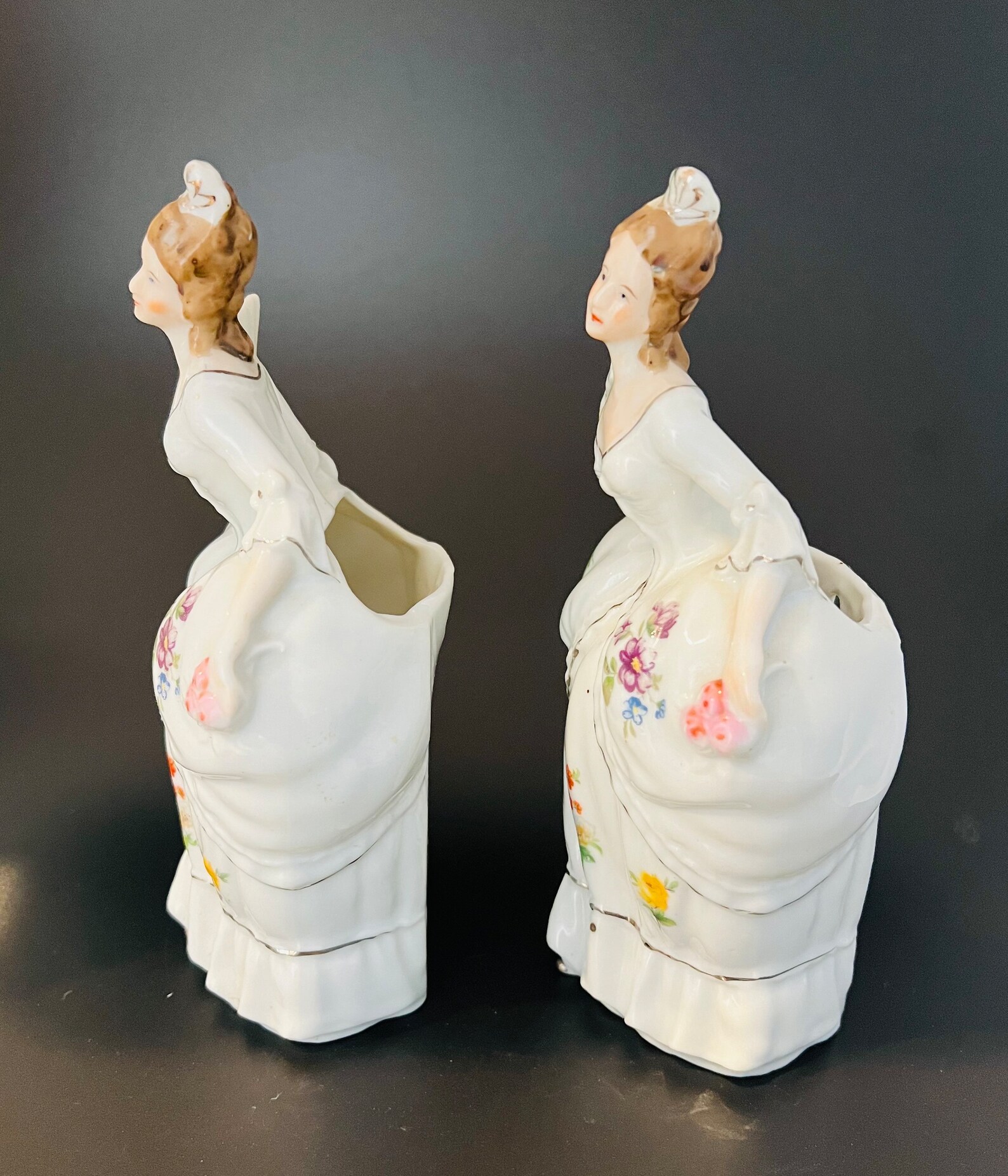 Pair of Vintage Colonial Woman Porcelain Lady Planters – Wall Pocket ...