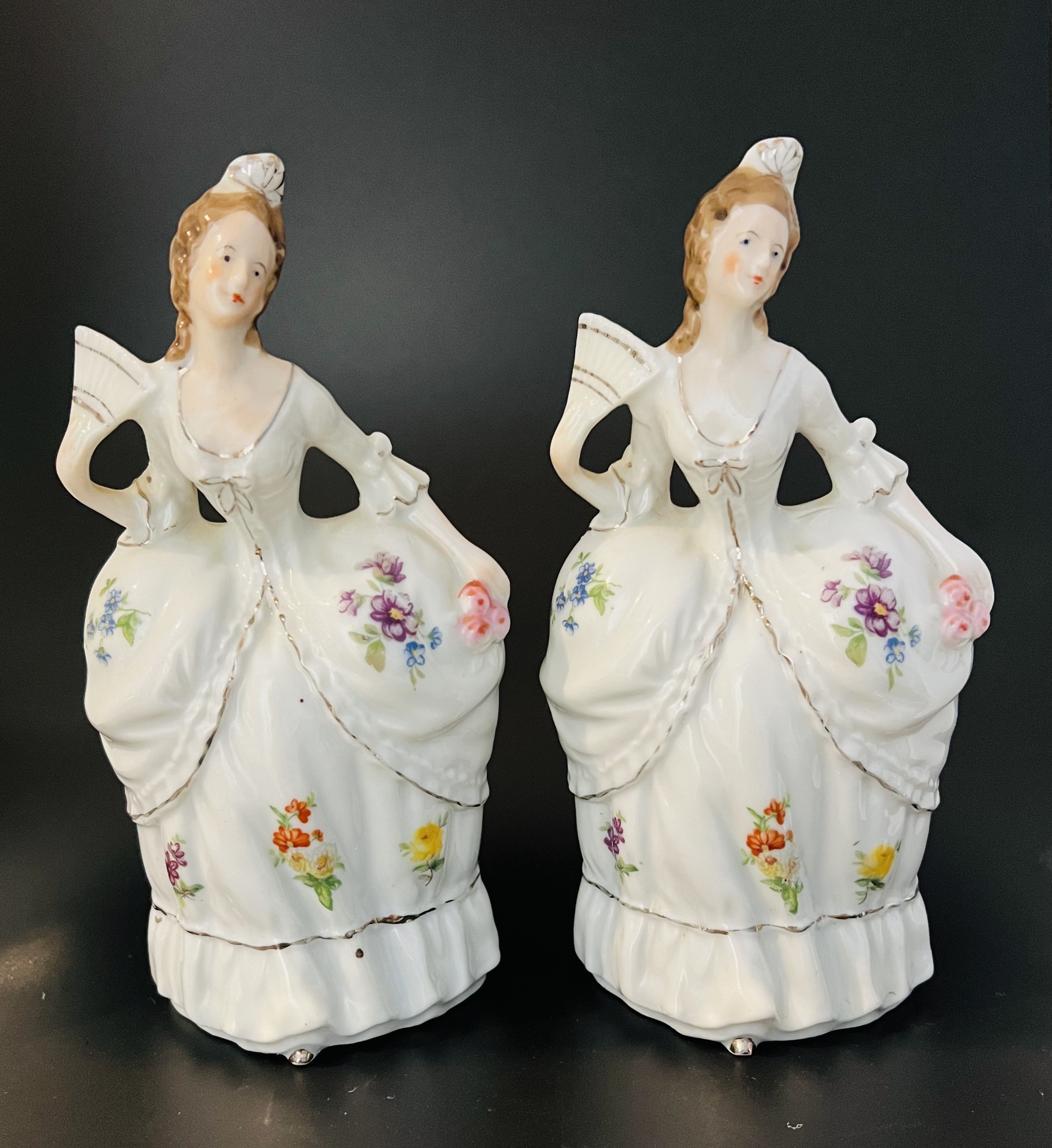 Pair of Vintage Colonial Woman Porcelain Lady Planters – Wall Pocket ...
