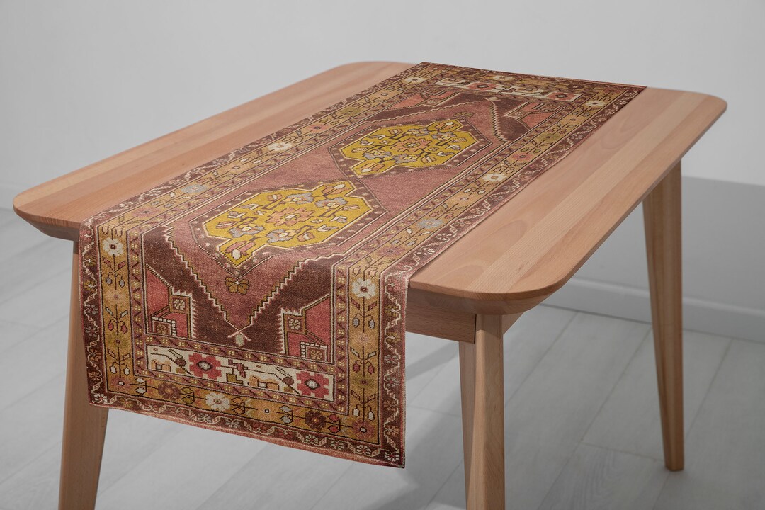 Handcrafted Look Runner, Noble Table Setting, Exotic Table Decor ...