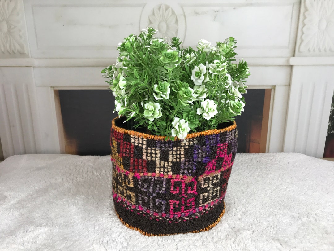 Home Decor Plant Cover, Handmade Plant Case, Hanging Basket, Vintage ...