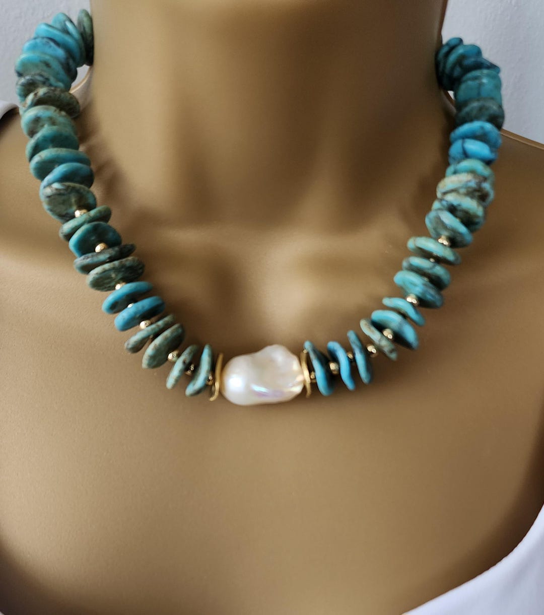 14 18 Mm Graduated Red Turquoise Disc Bead Necklace With Gold Beads ...