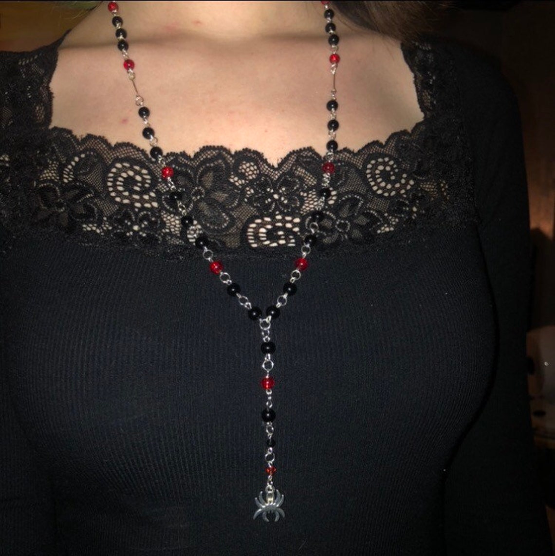 Black and Red Spider Rosary | Insect, Halloween, Mall Goth, Emo ...