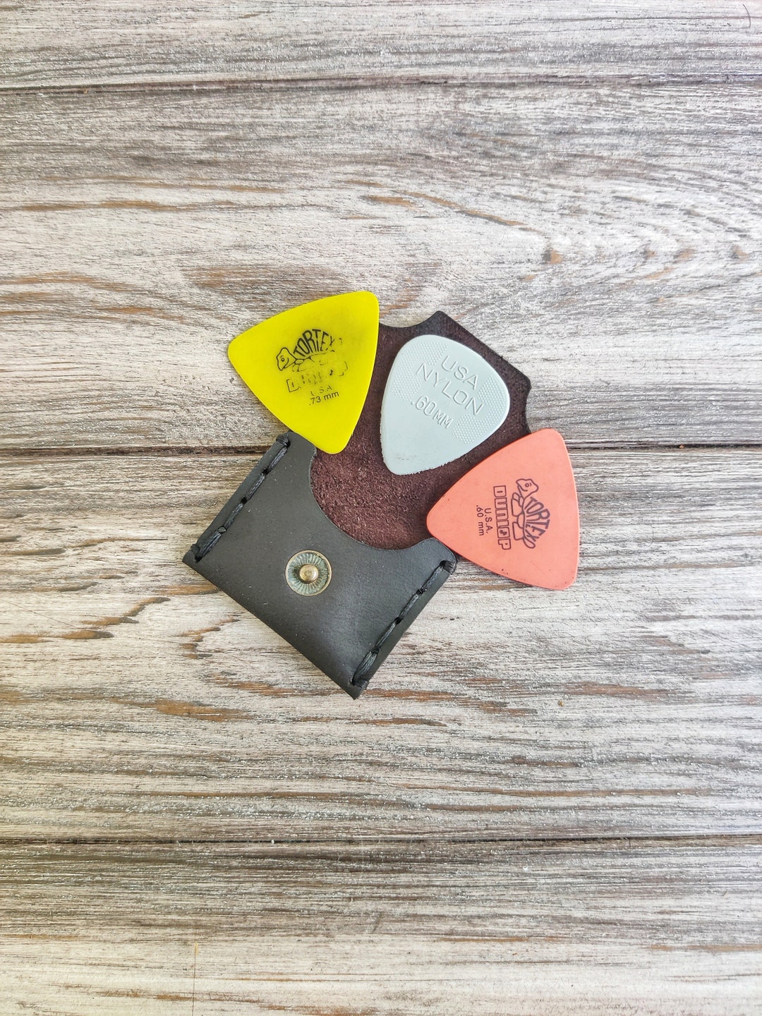 Guitar Pick Keychain Pick Case Pick Holder Gift for Guitarist, Leather ...