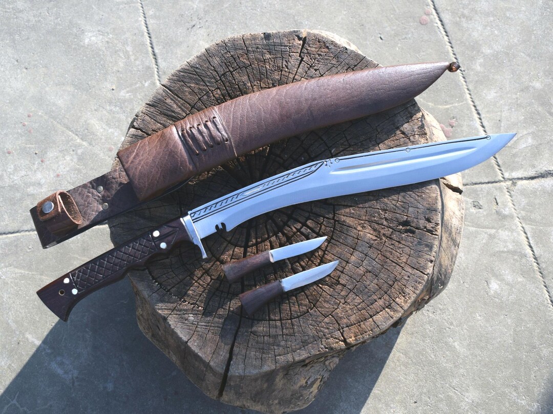 Hand Forged in Nepal/gurkha Issue Using Kukri-kukuri-hunting & Survival ...