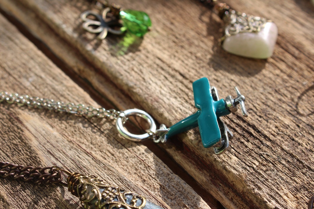 Aviator Necklace - Etsy