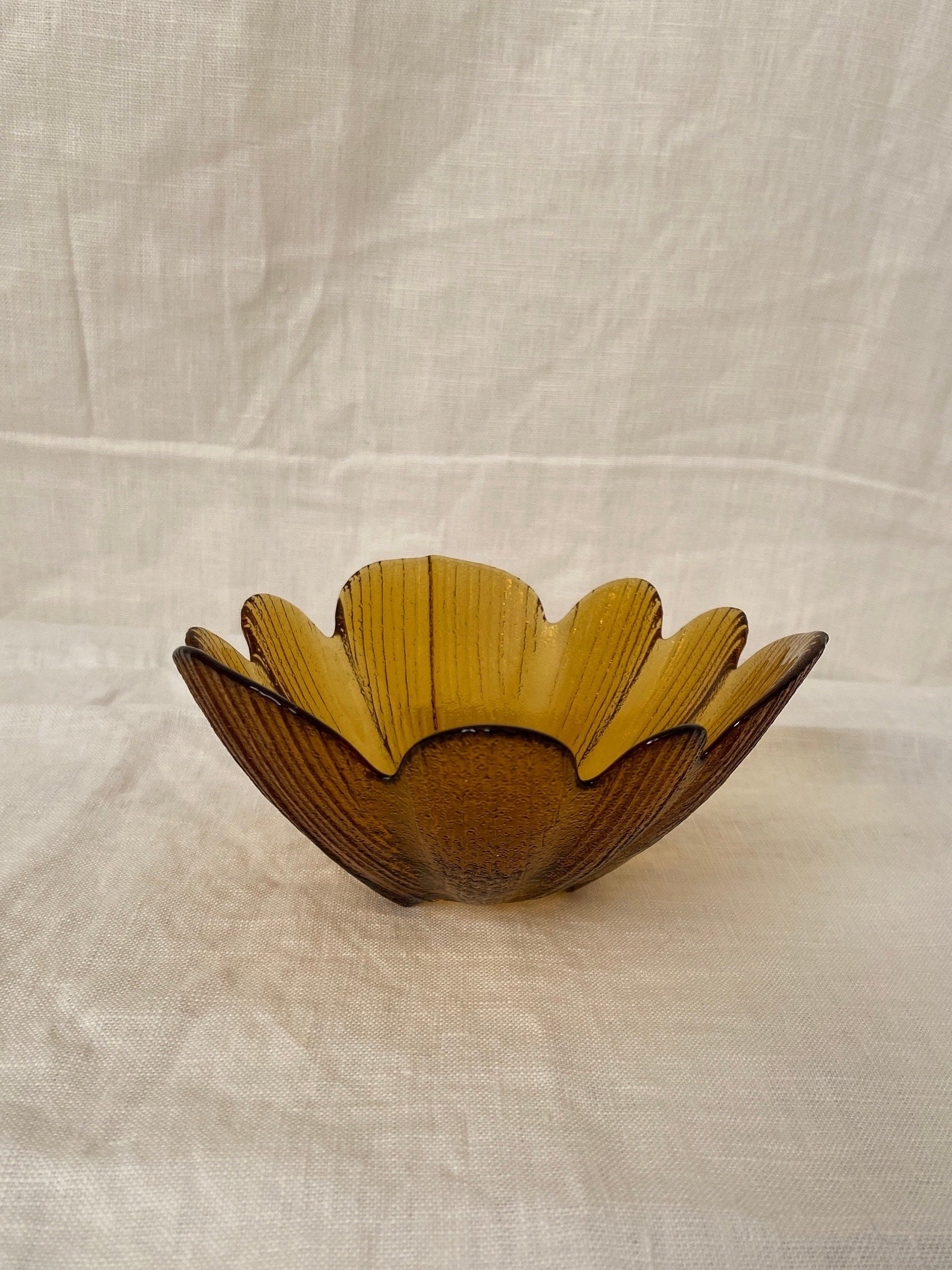 Amber Glass Flower Bowl/dish - Etsy