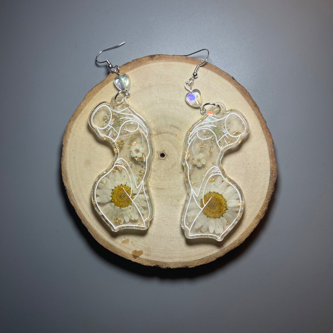 Pressed Flower Floral Curvy Body Earrings Handmade - Etsy