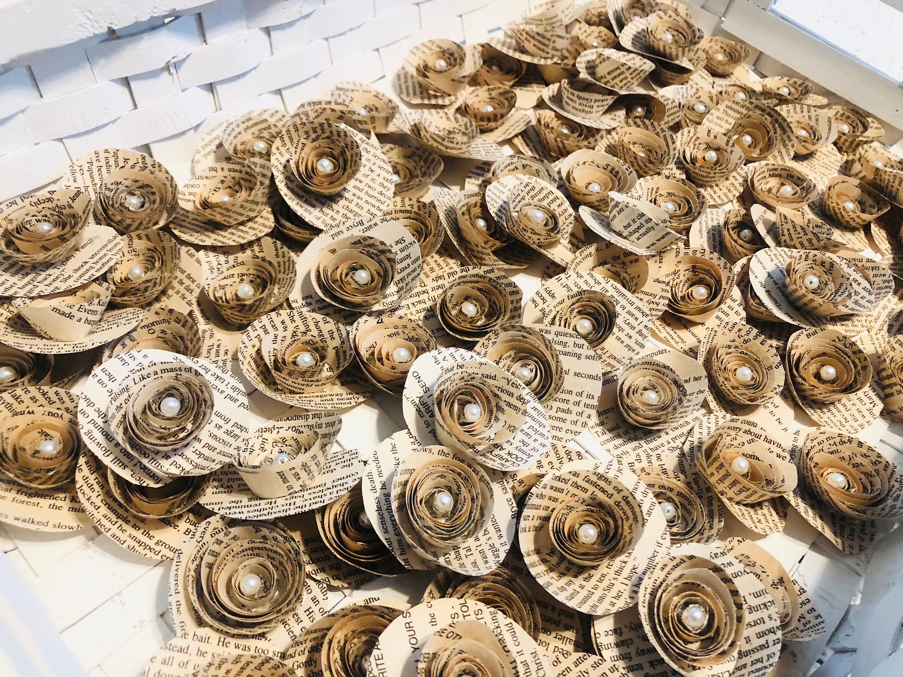 Set of book page roses book flowers book page roses | Etsy