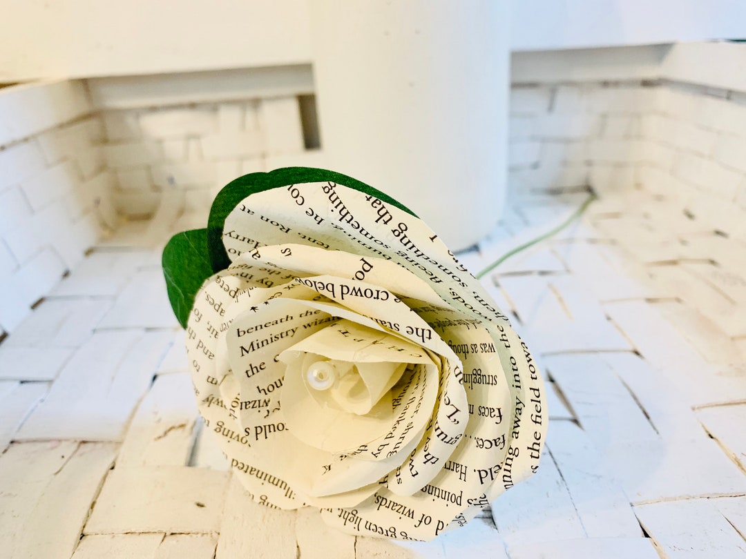 Stemmed Book Page Rose • Book Page Rose • Book Page Decor • Bookish ...