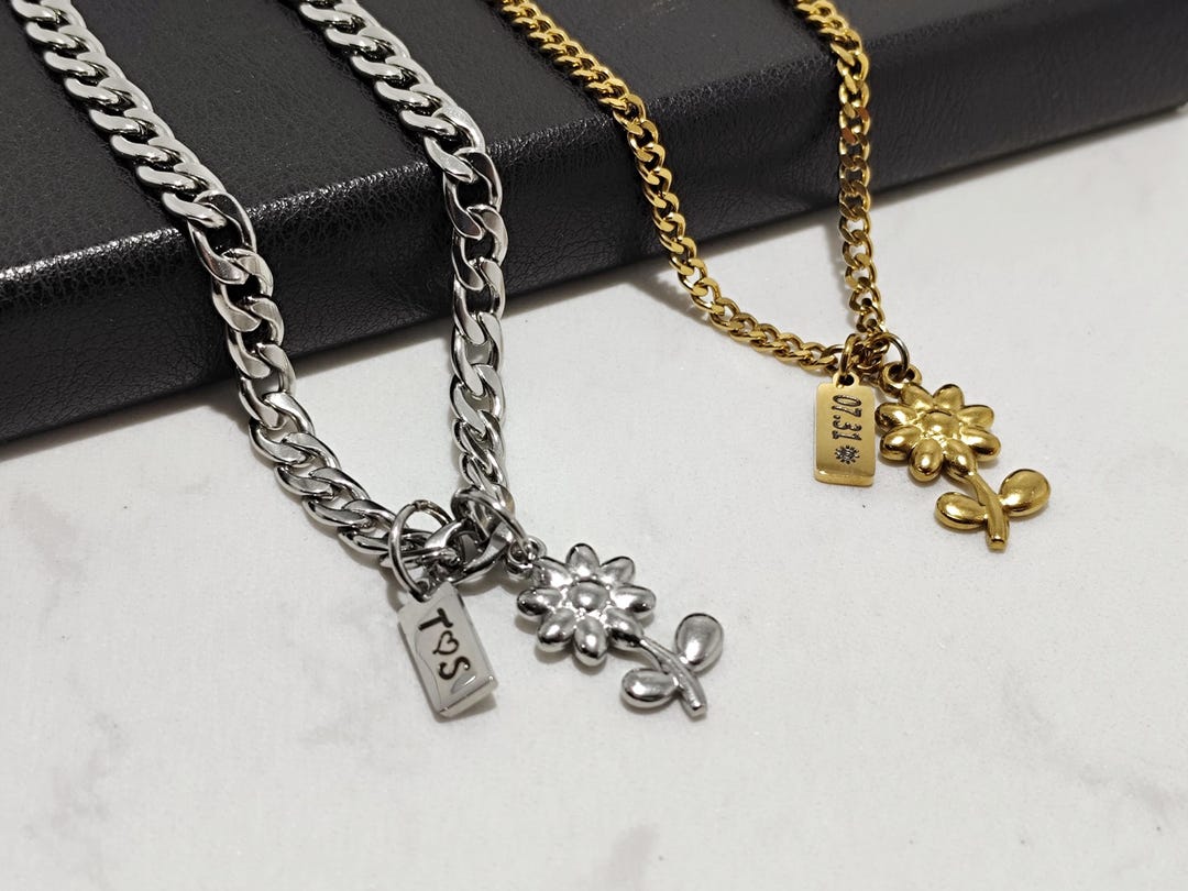 Daisy Pendant Necklace for Couples | Stainless Steel Flower Charm Chain ...
