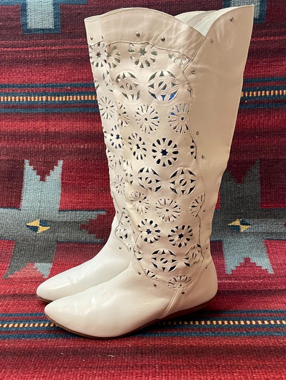 1980’s Vintage Tall Perforated Cut-out Mia White Leat… - Gem