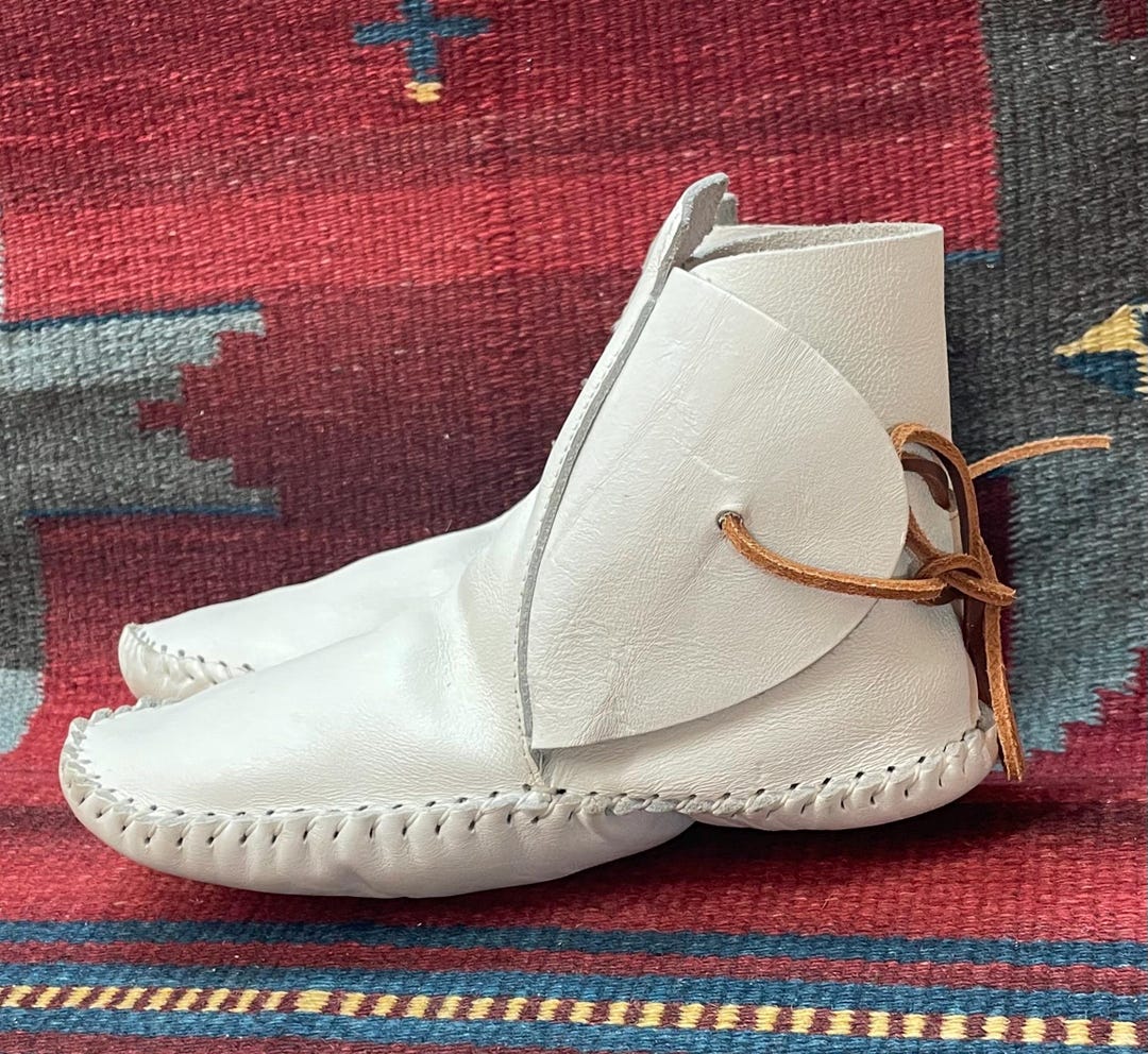 Vintage Oglala Sioux Native American White Leather Ladies US Size 4.5 ...