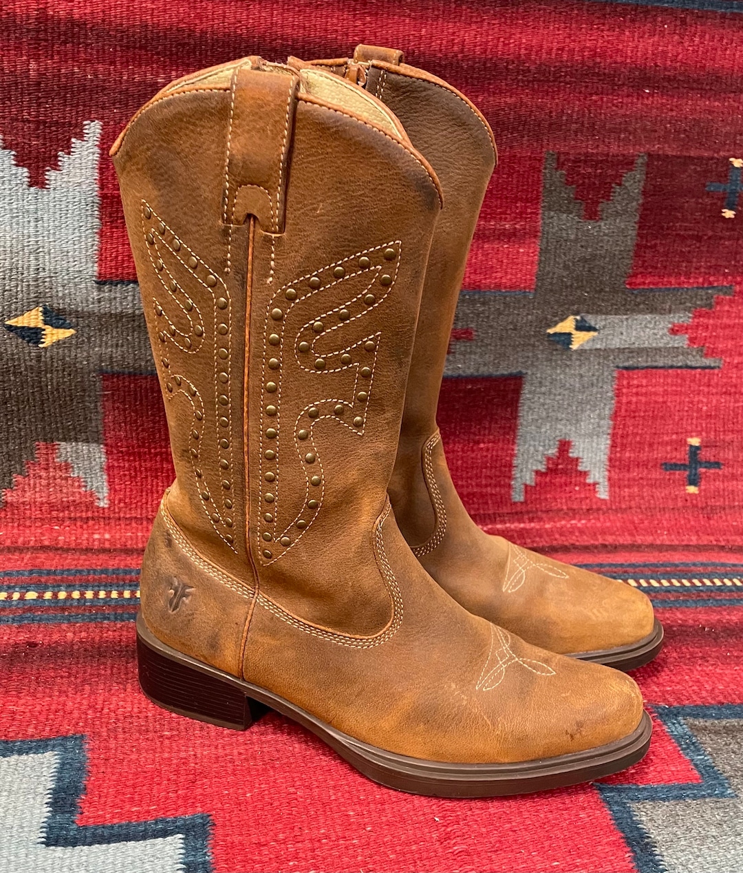 Ladies Vintage FRYE Logo Studded Leather Cowgirl Western Boots Side Zip ...