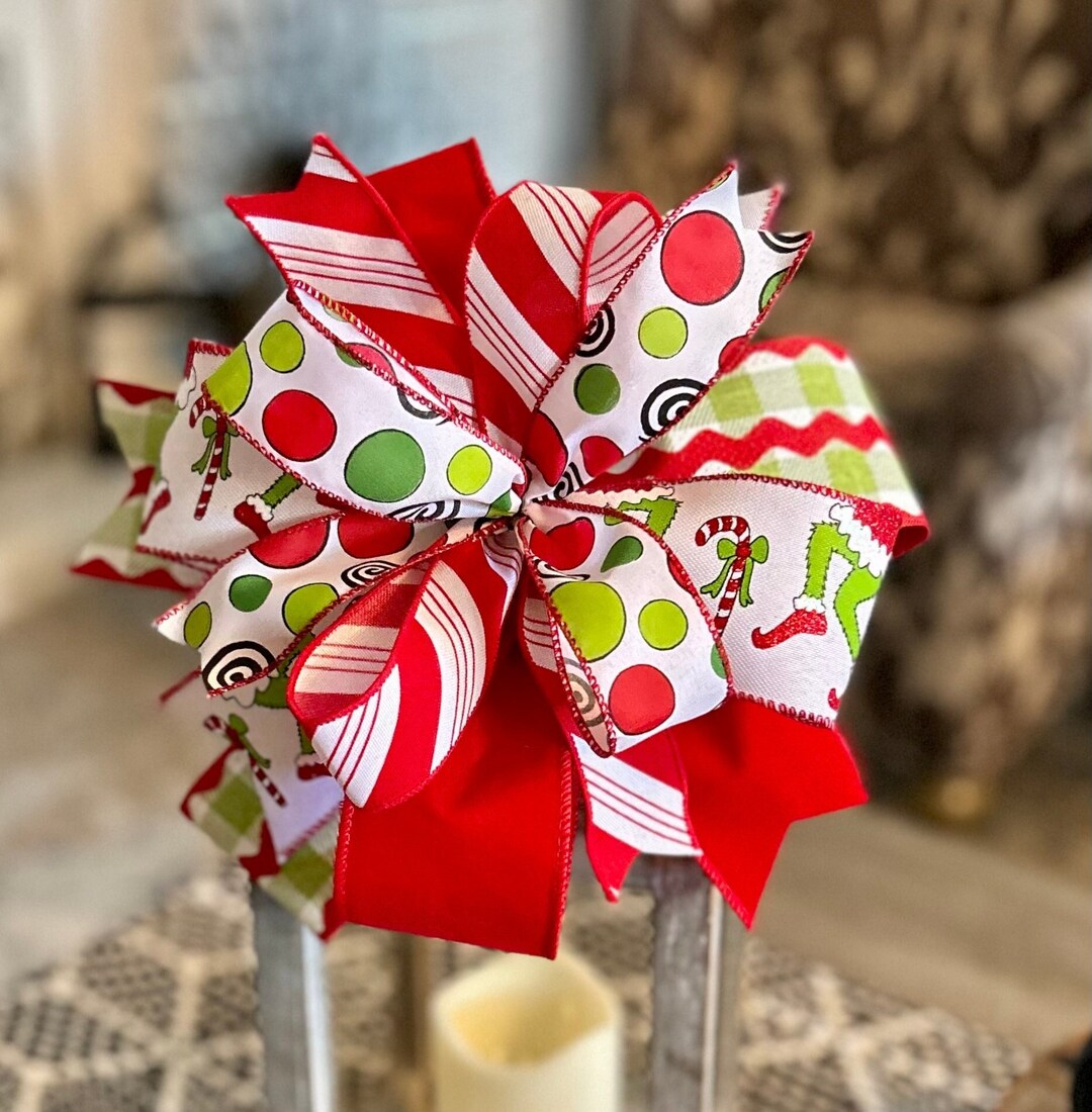 Christmas Lantern Bow Grinch-inspired Christmas Wreath Bow Mailbox ...