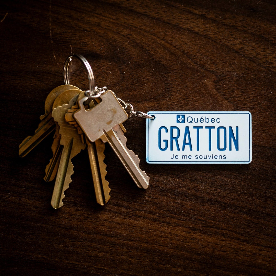 Quebec License Plate Custom Keychain - Etsy