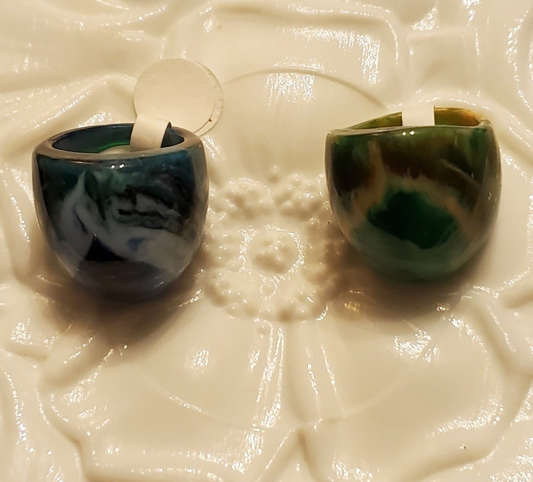 Groovy 1970s Blue Chunky Lucite Rings Size 7 - Etsy